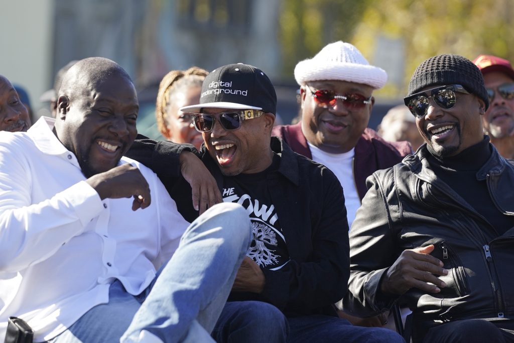 Tupac Shakur has an Oakland street named for him 27 years after his ...